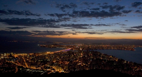 Destino SC. Morro da Cruz é opção barata para conhecer Florianópolis