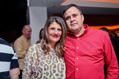 Roy Rudnick e Michelle Weiss fazem mostra na Midas após viagem de três ...