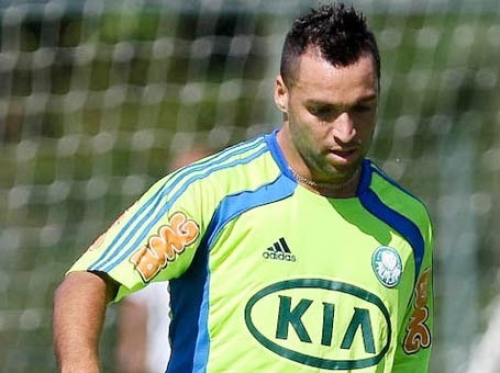 Reforço para a Série A, Daniel Carvalho deve estrear no Criciúma neste ...