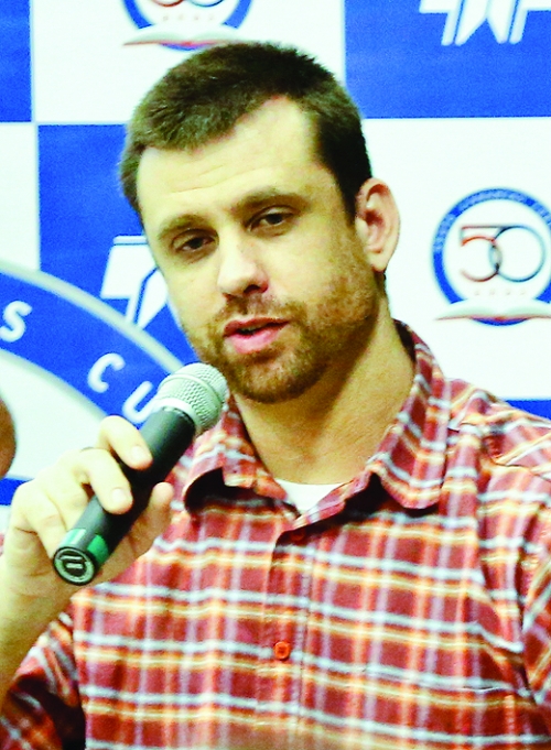 Papo com Eduardo Spohr, autor de “A Batalha do Apocalipse” e da série ...