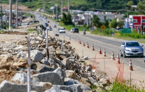 Retomadas as obras de duplicação da SC-403, no Norte da Ilha