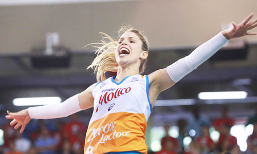 Camila Brait brilha nos números da Superliga, mas fica longe deles