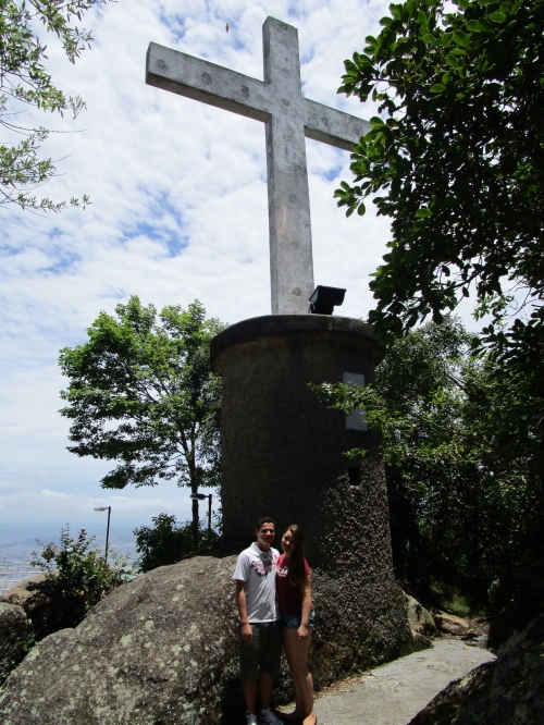 Entidades se mobilizam para restaurar mirante do Morro da Cruz, em ...