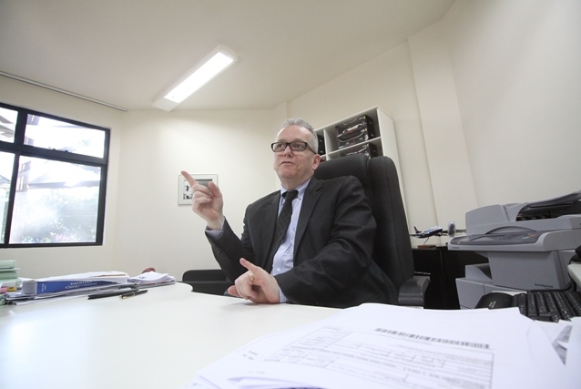 Adolescentes na mira do crime em Joinville: Omissão do Estado ou ...