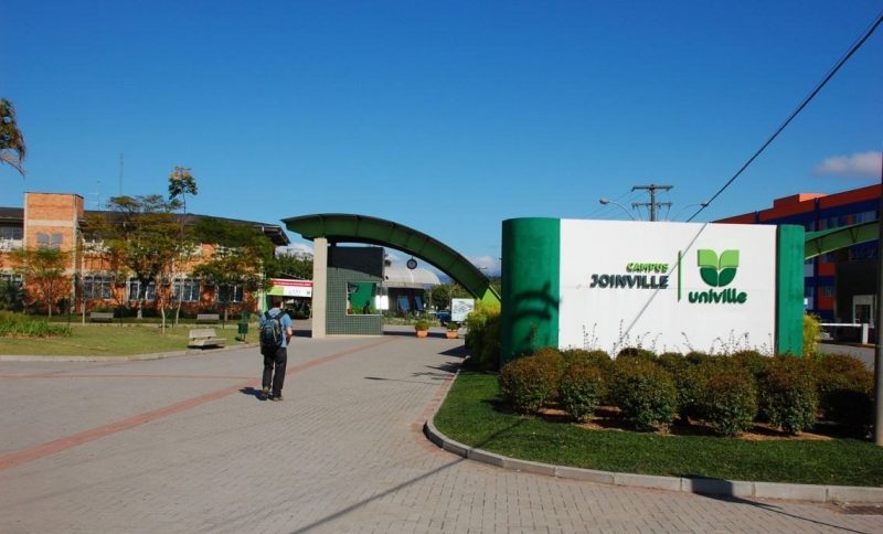Universidade de Joinville lança 9 cursos com bolsas de estudos de 100%