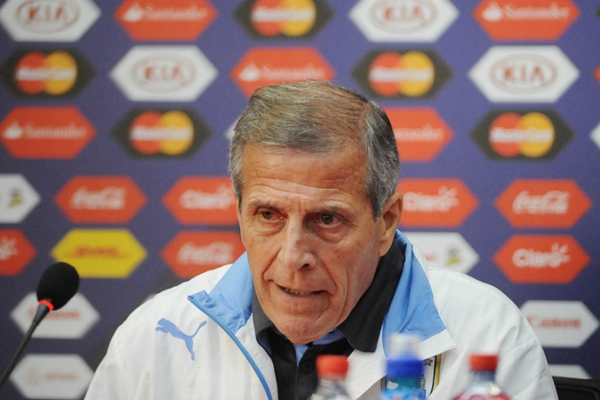 Tabárez no topo: Saiba os técnicos com mais jogos por uma seleção | ND Mais