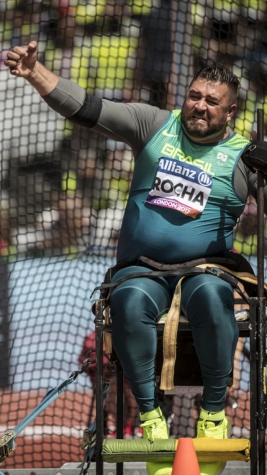 André Rocha coroa boa temporada com ouro no Mundial de Atletismo