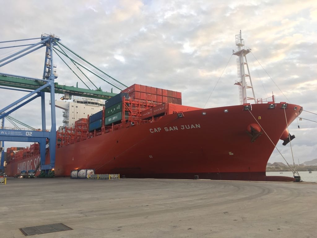 Navio gigante atraca em Imbituba e coloca o Sul de SC na rota marítima ...