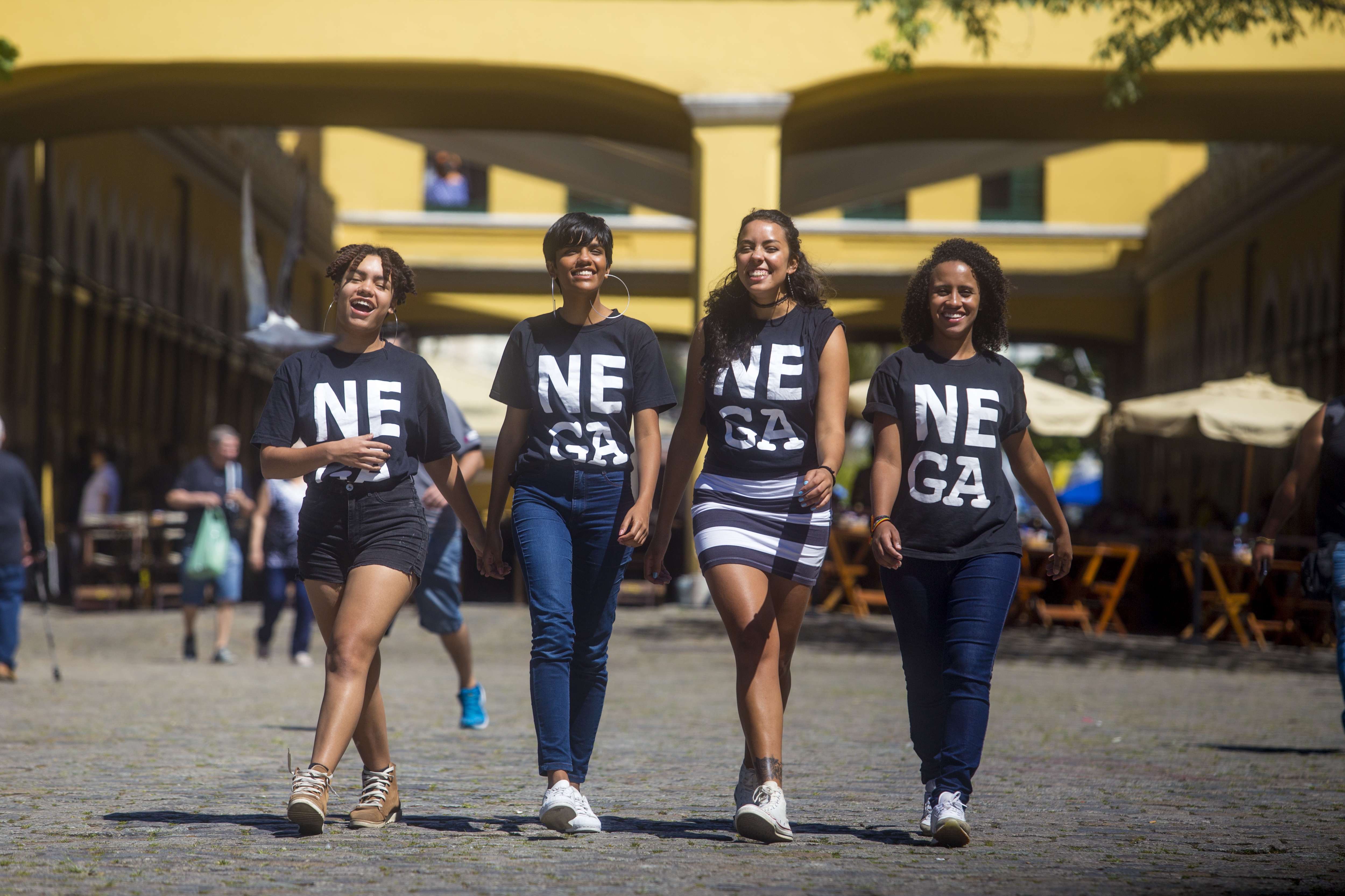 Conheça o Coletivo Nega, que resgata a cultura negra a partir da arte