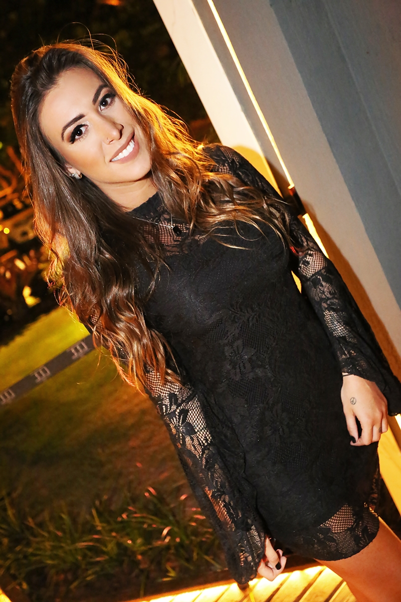 Vem ver quem passou pelo badalado aniversário da empresaria Deborah Viegas