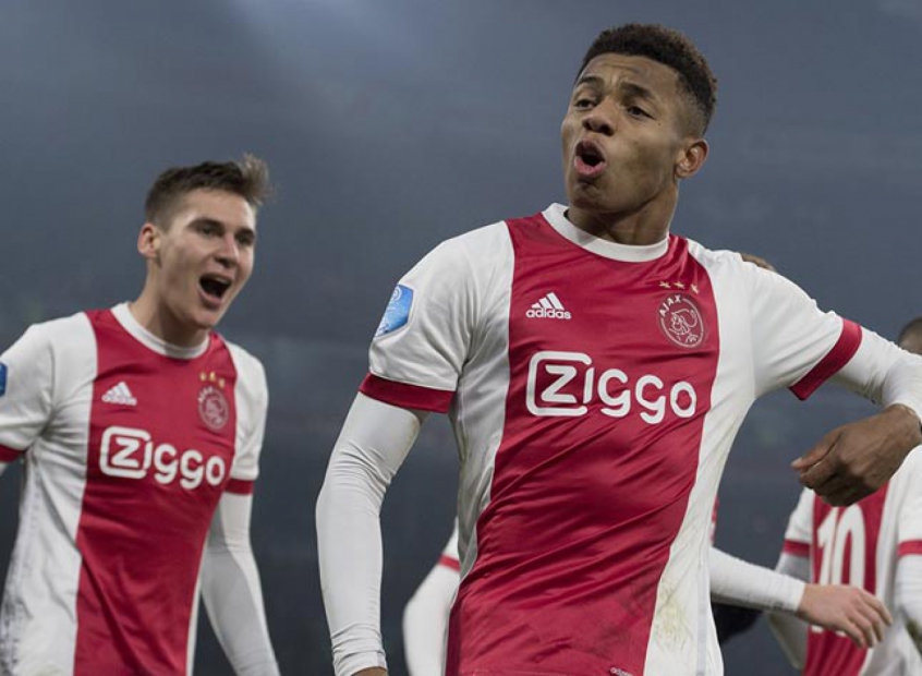 Em alta, David Neres recebe proposta de clube alemão, mas Ajax recusa