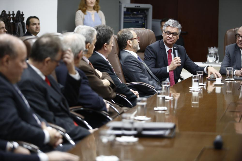 Rodrigo Collaço diz ter sancionado criação de cargos no TJ com ...