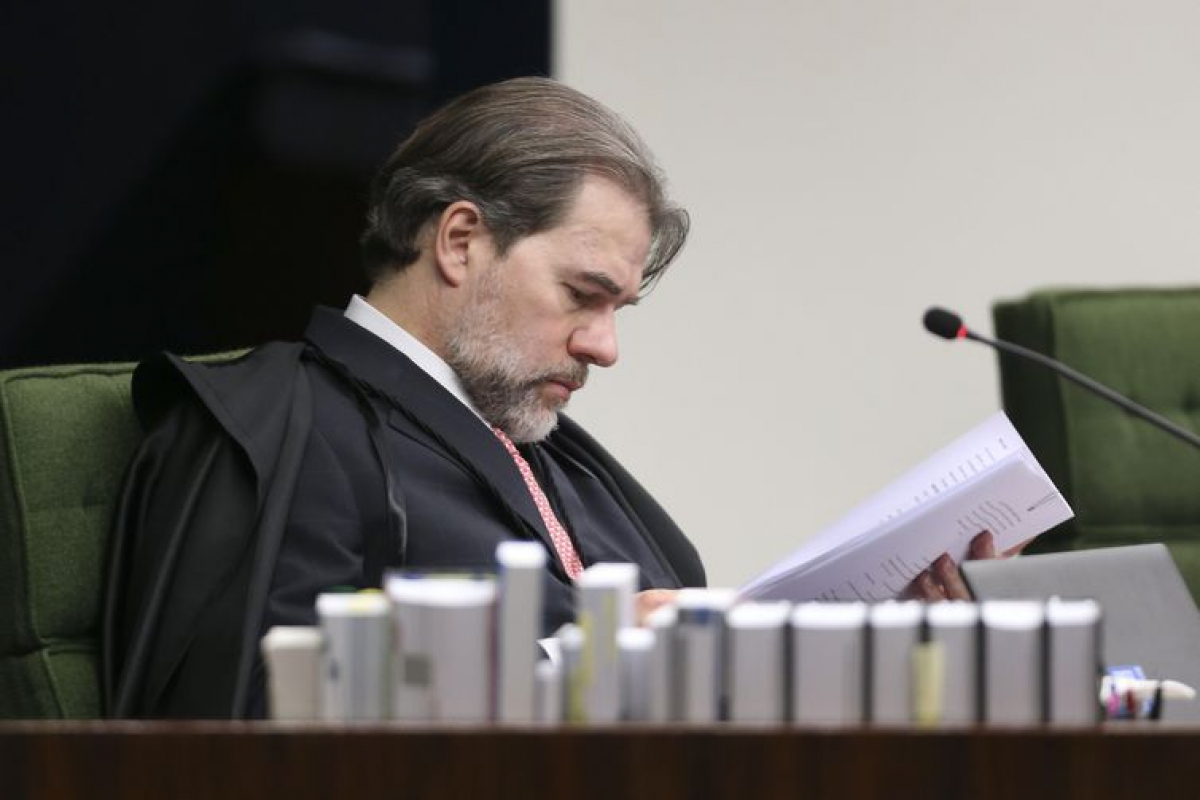 Dias Toffoli assume presidência do STF, nove anos após chegar à corte