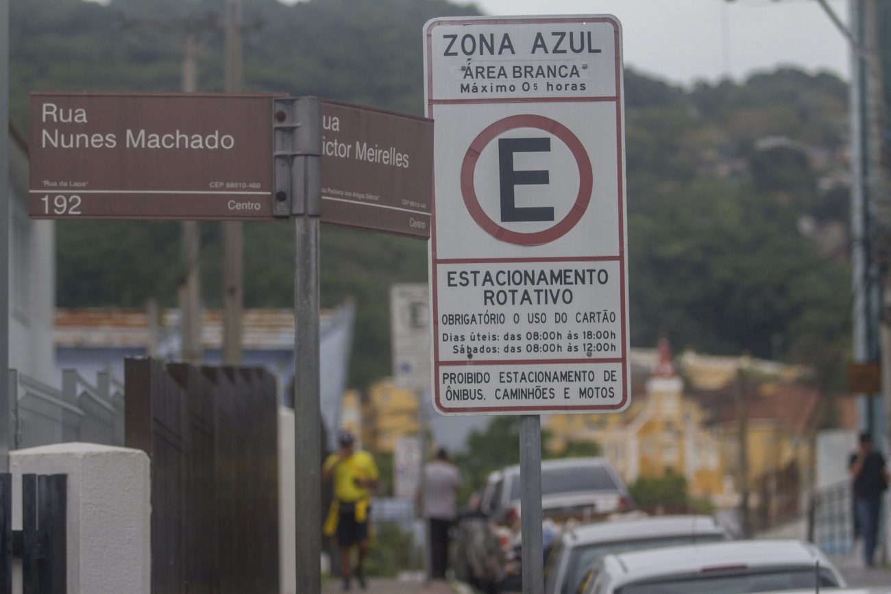 Zona Azul em Florianópolis 'trava' novamente após TCE suspender licitação