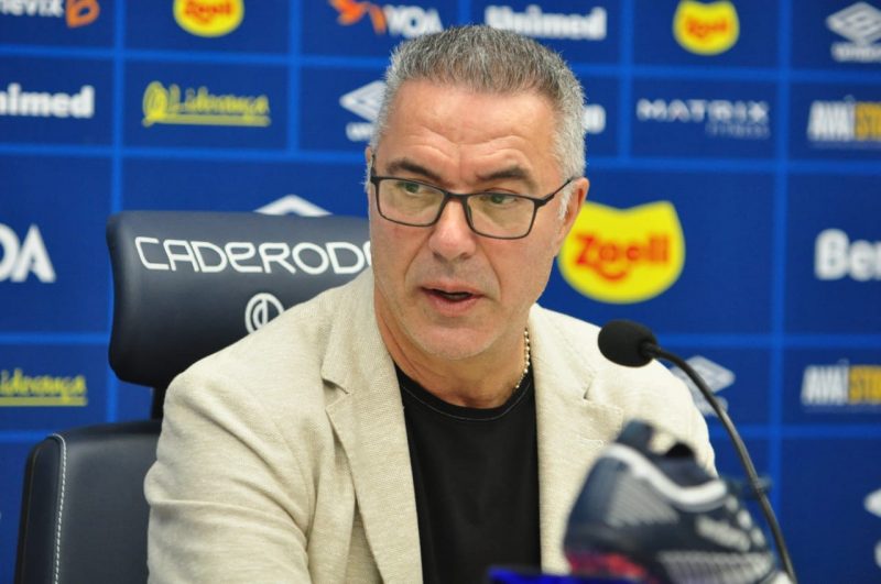 Avaí apresenta técnico português Augusto Inácio Avaí apresenta técnico português Augusto Inácio