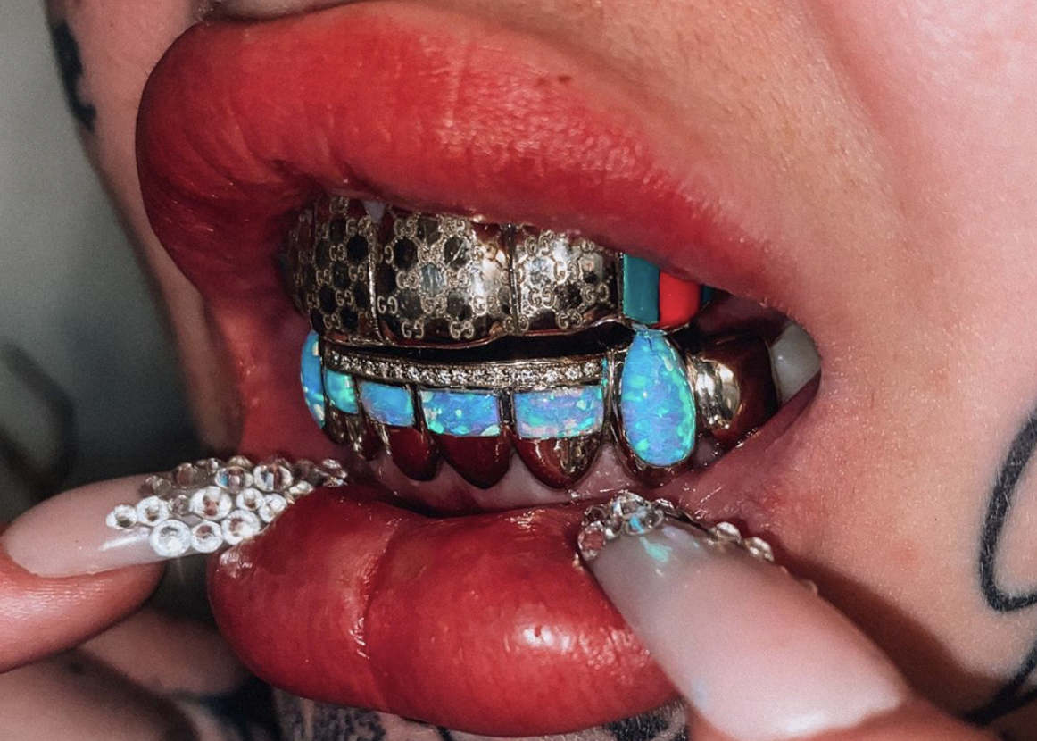 Fotos: "Era uma Walking Dead", diz modelo de corpo 100% tatuado | ND+