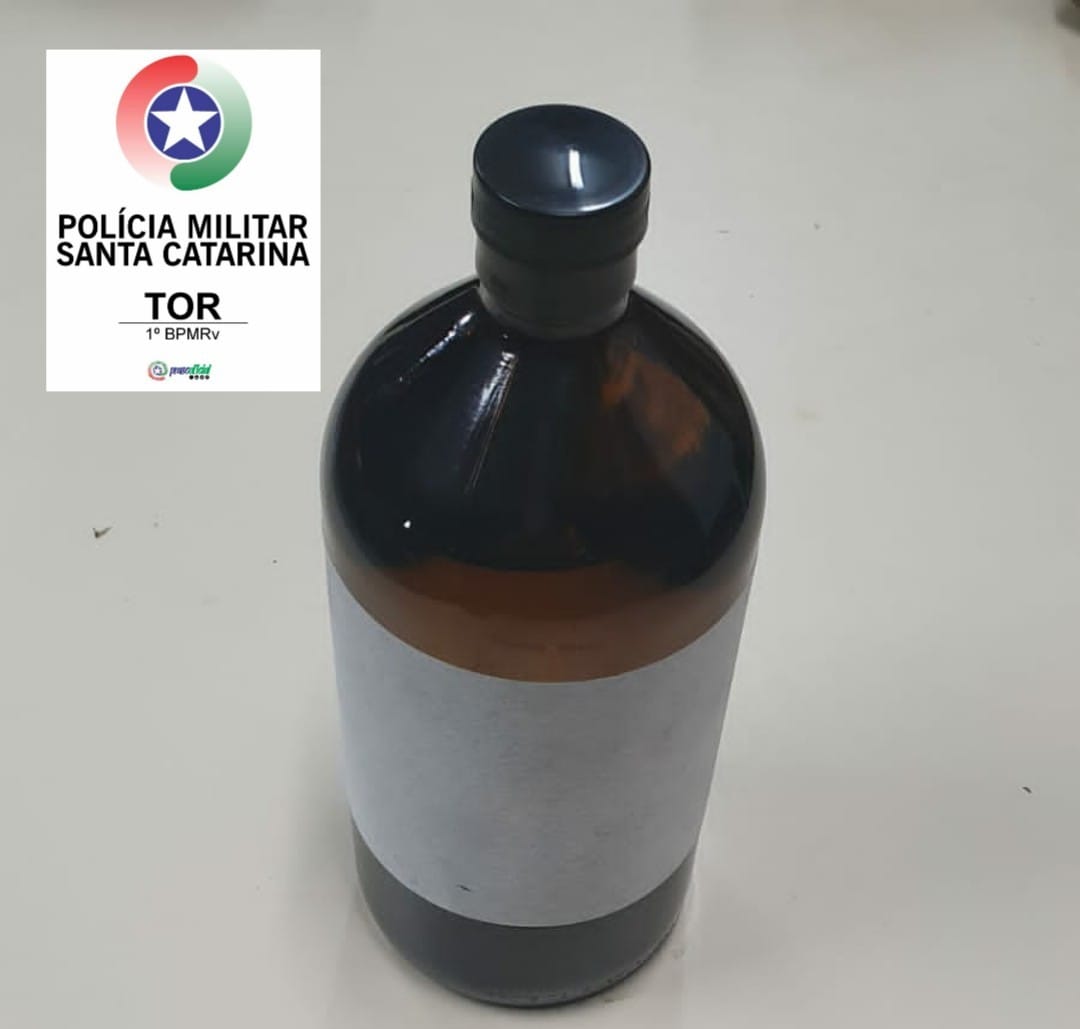 Casal é flagrado com lança-perfume em blitz policial na SC-401, em ...