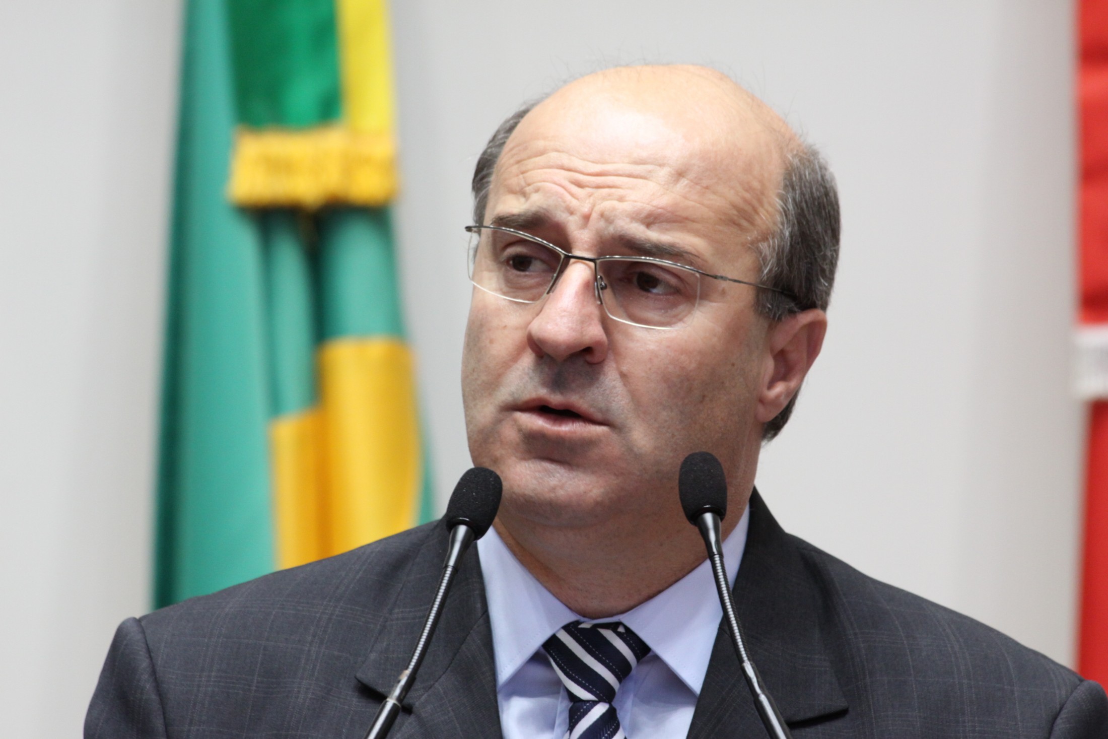 Deputado José Milton Scheffer entrega liderança de Governo