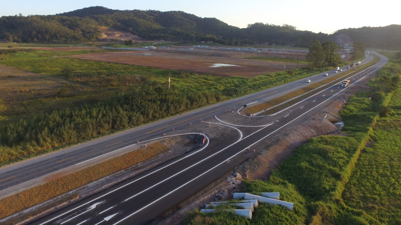 FOTOS: DNIT libera novo trecho de duplicação da BR-470 no Vale do Itajaí