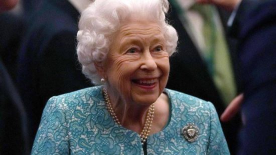 Catarinense que se inspirava na Rainha Elizabeth II relembra fotos com ...
