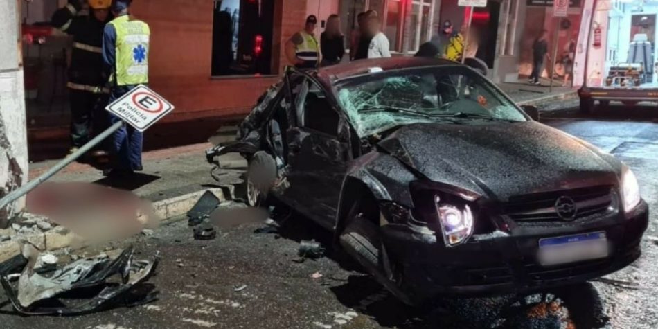 Jovem morre em acidente que envolveu ônibus, carro e moto em Porto ...