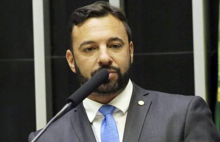 Daniel Freitas: a Emenda necessária