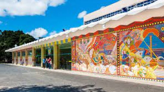 Após festa, campus da UFSC em Florianópolis amanhece tomado de lixo e ...