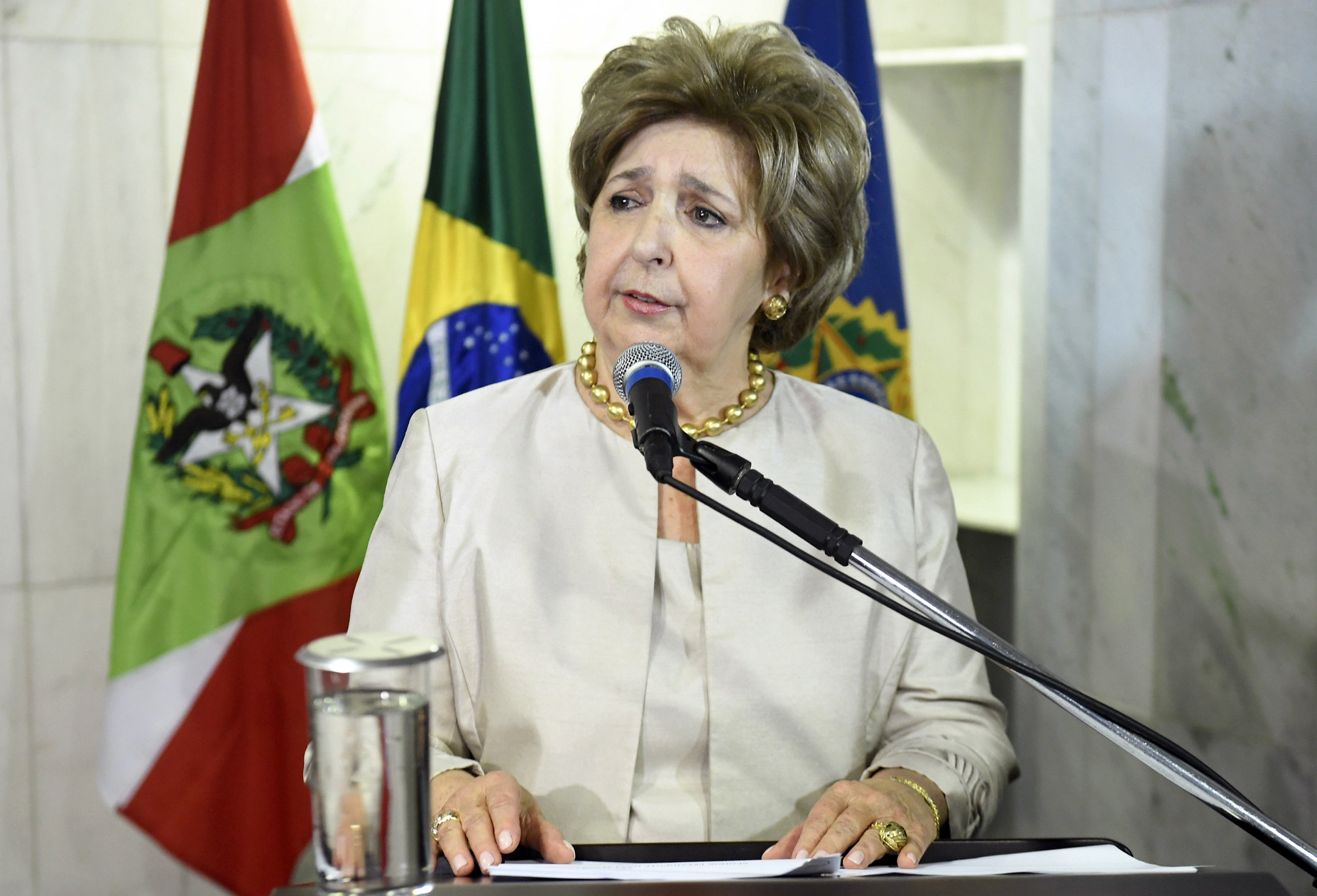 Votar em Marinho é acender luz para a democracia, diz senadora catarinense