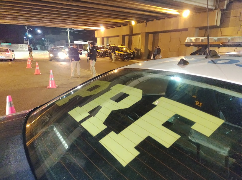 PF abre inquérito sobre diretor-geral da PRF após operações no Nordeste ... PF abre inquérito sobre diretor-geral da PRF após operações no Nordeste ...