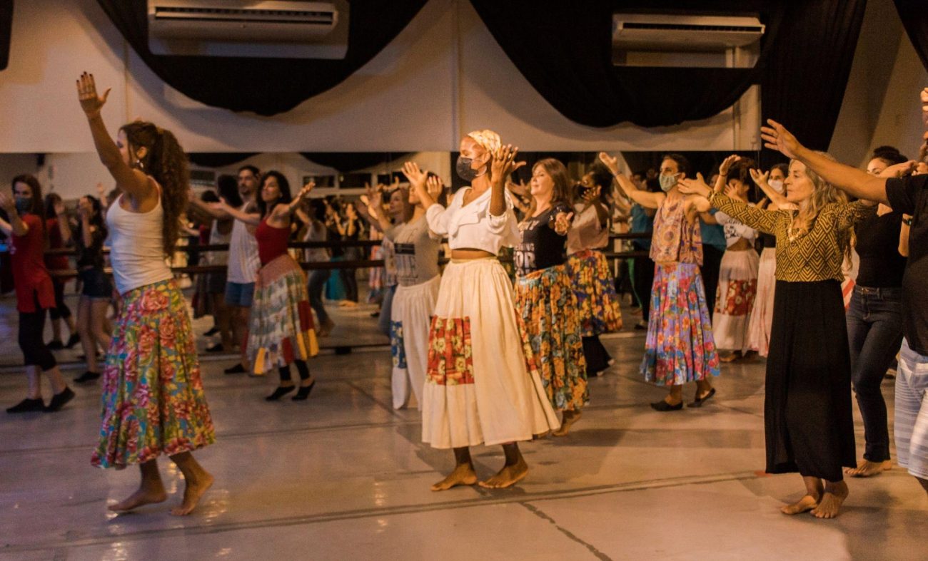 Coletivo Lundu completa um ano de promoção do samba; integrante do ...