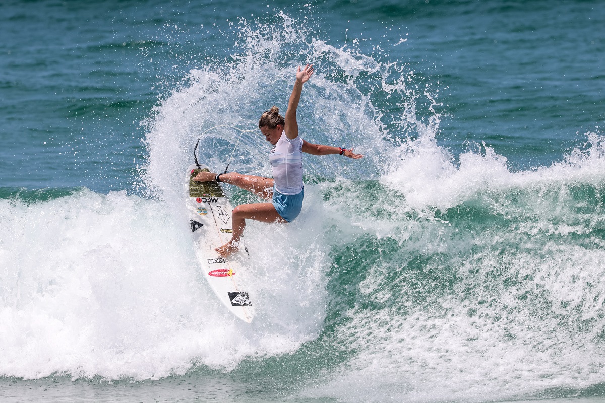 Surf: 4 brasileiros e 2 peruanos foram os campeões em Saquarema