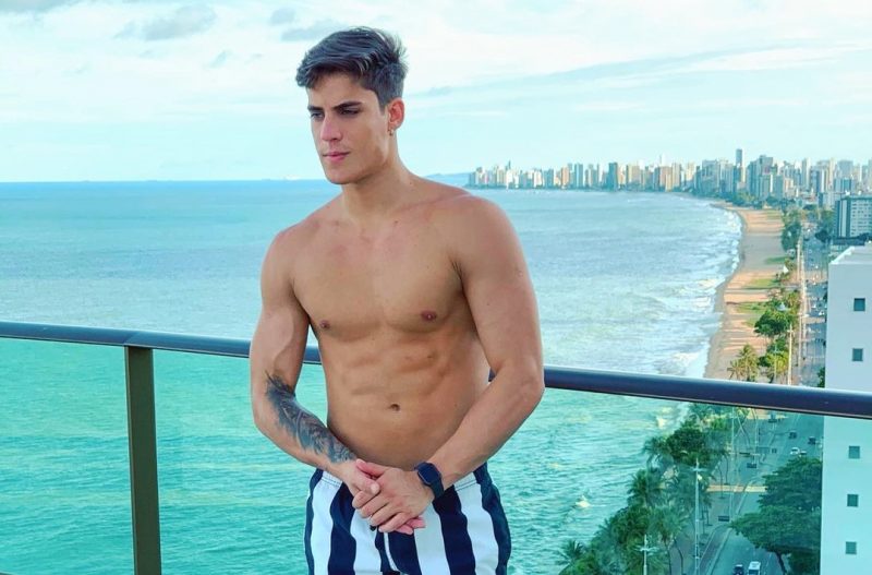 Ex-padrasto de Neymar, Tiago Ramos decide se tornar cantor