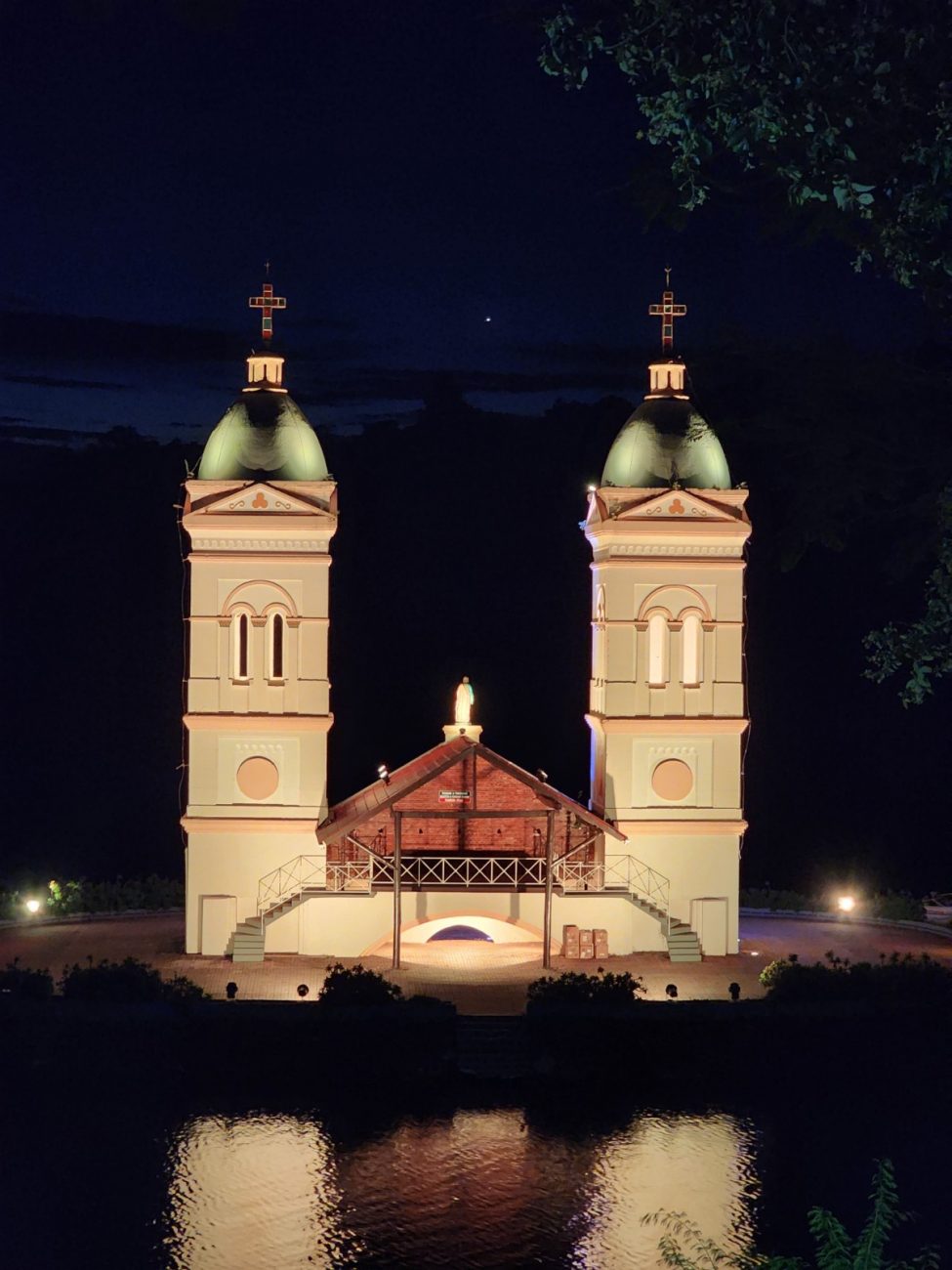 Ponto turístico de Itá recebe sistema de iluminação e chama atenção dos ...