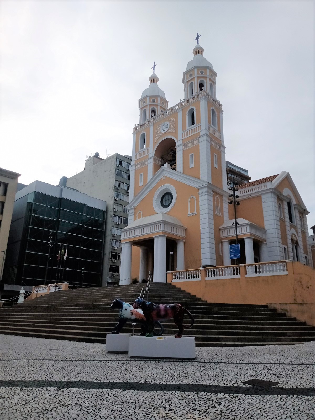 Largo da Catedral, em Florianópolis, recebe "visitantes" especiais
