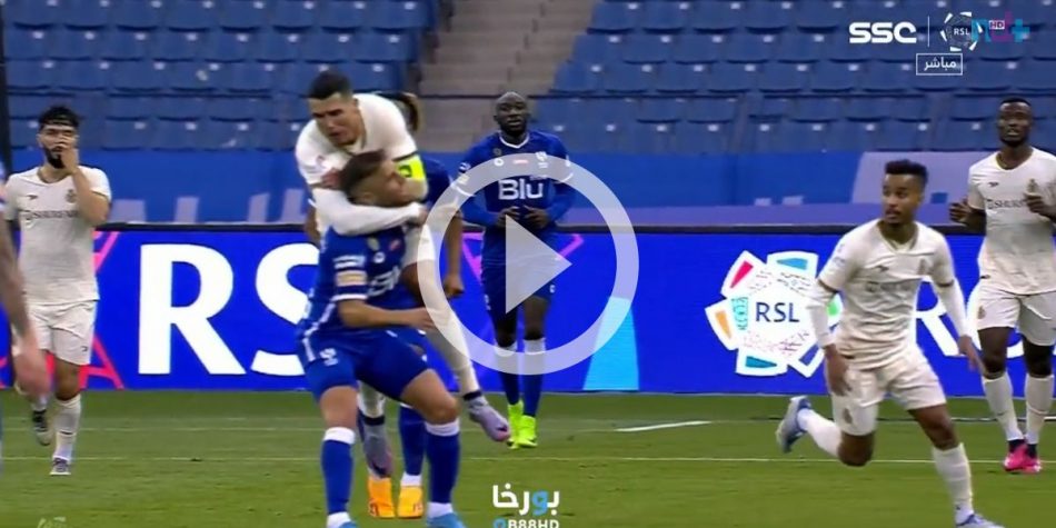 VÍDEO: Cristiano Ronaldo aplica 'mata leão aéreo' em ex-Flamengo na Arábia Saudita | ND Mais