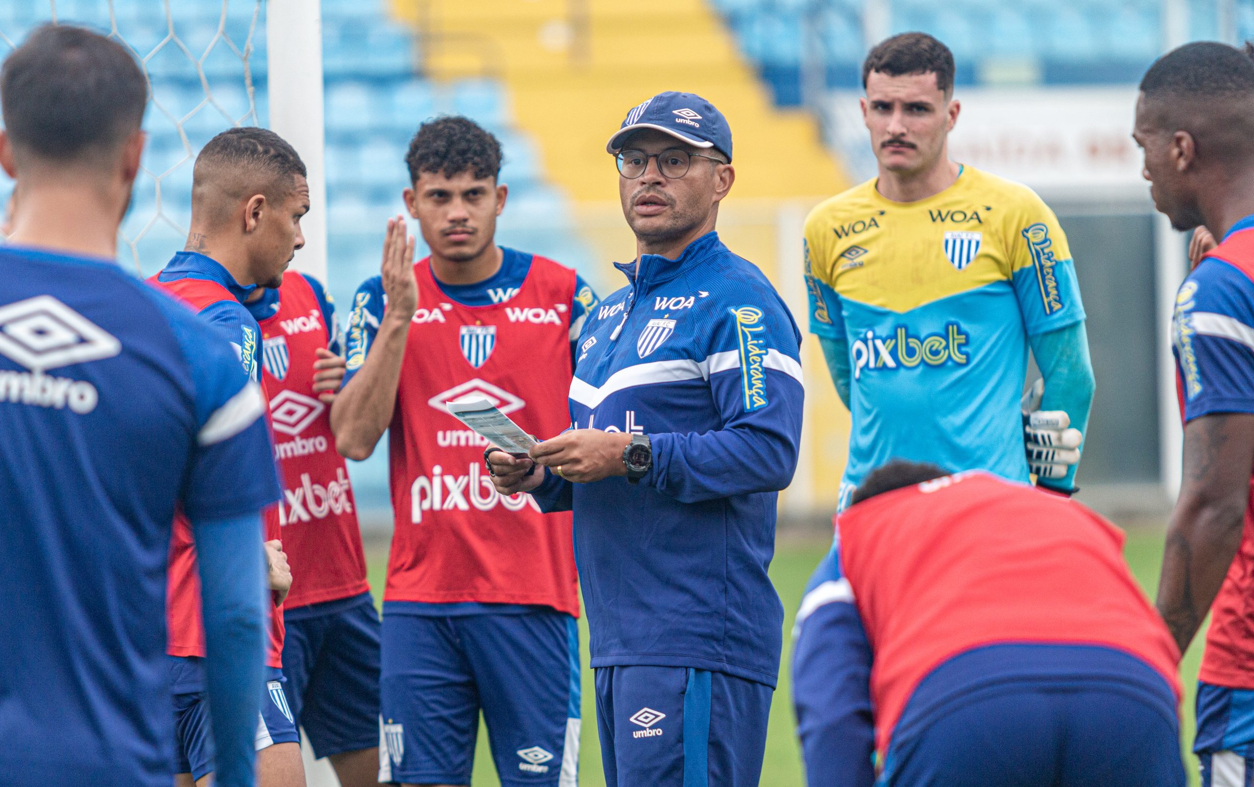 Notas Do Avaí A Derrota Do Leão Da Ilha Com A Assinatura Do Alex De Souza