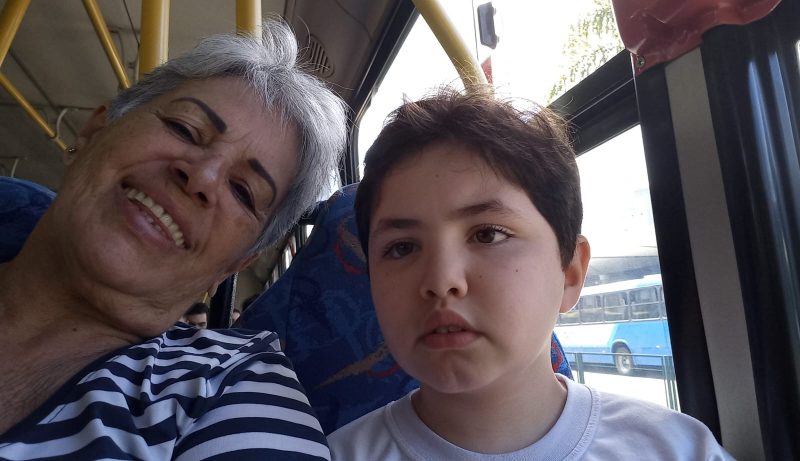 De novela a renda: encontro de gerações une aprendizados da vida