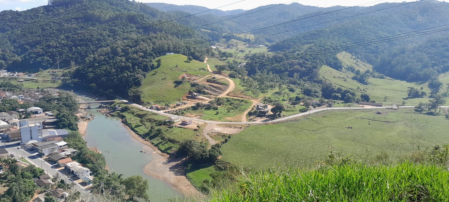 Pedras Grandes: 5 pontos turísticos para conhecer na cidade histórica ...