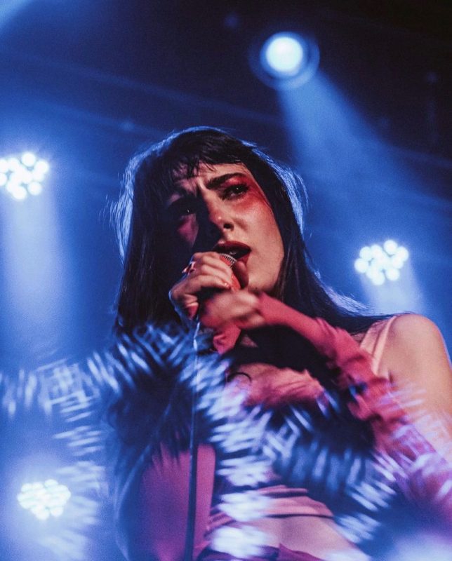 YMA fará show em Florianópolis e ela merece a sua atenção