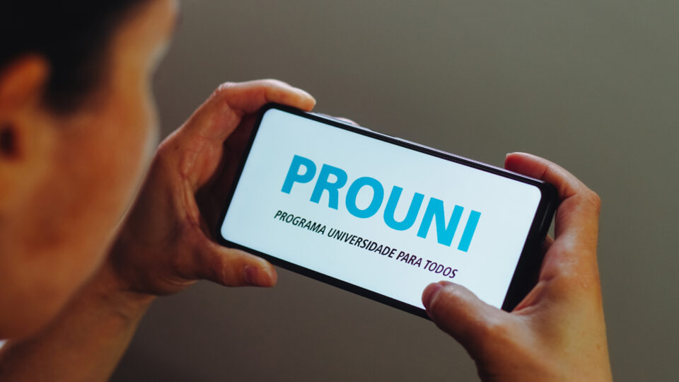 Prouni 2024: MEC publica edital com novidades para a edição Prouni 2024: MEC publica edital com novidades para a edição