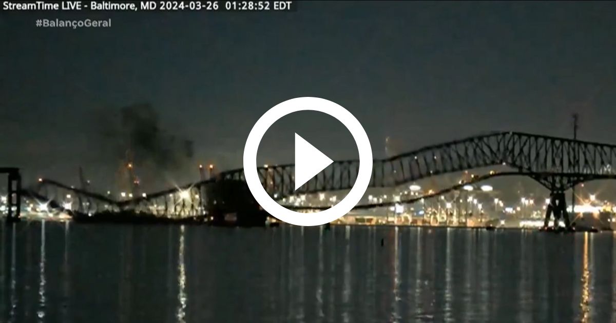 Vídeo mostra momento em que ponte desaba após ser atingida por navio ...