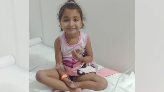 Menina de 2 anos morre atropelada por trator agrícola no interior de SC Menina de 2 anos morre atropelada por trator agrícola no interior de SC