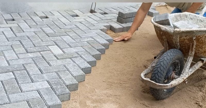 Engenheiro ensina a instalar paver como profissional: 'fica perfeito!'