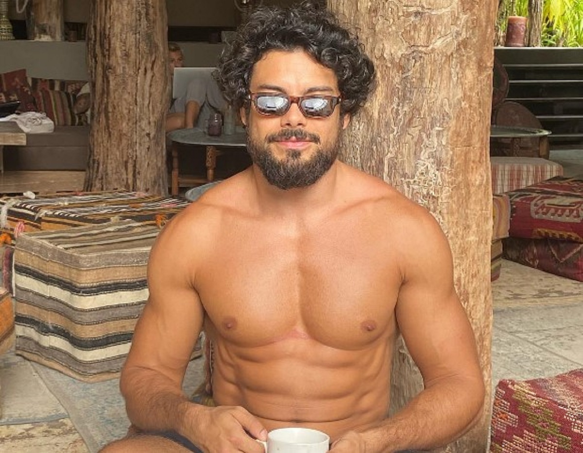 Quem é o médico apontado como novo namorado de Sandy