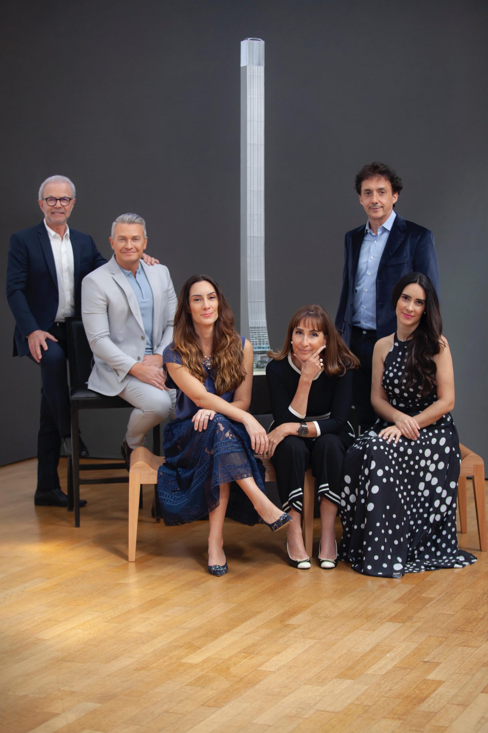 Quem são os donos do Senna Tower, em Balneário Camboriú?