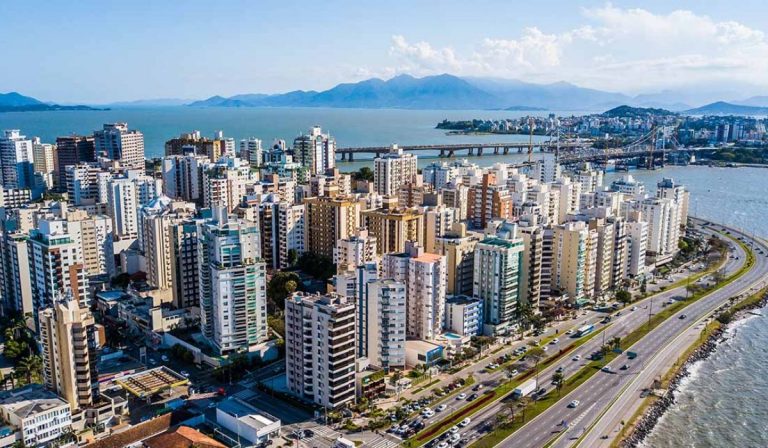 Quanto custa viver em Florianópolis em 2026? Veja gastos reais