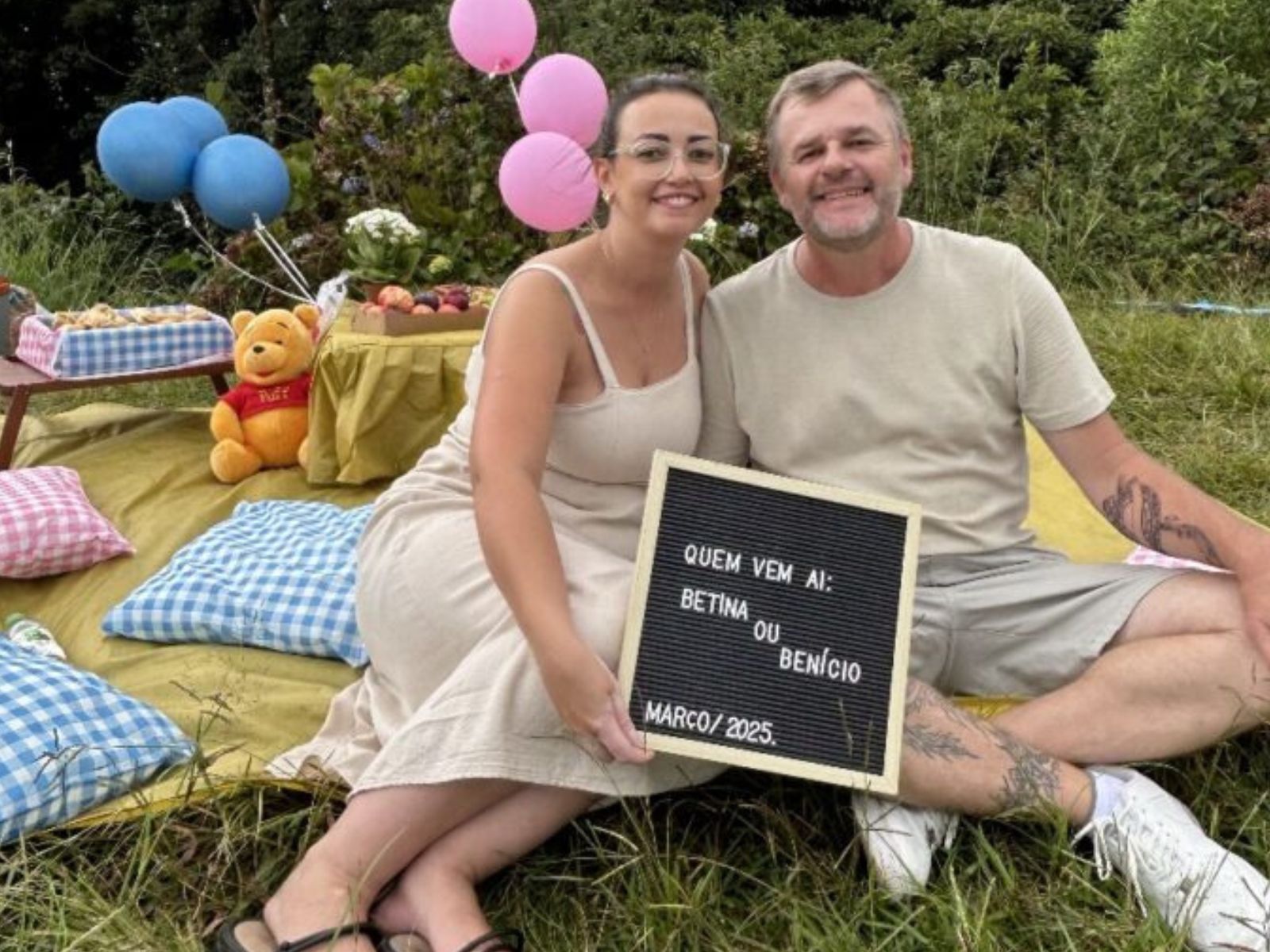 Morro Azul: Casal faz chá revelação de filho com parapente