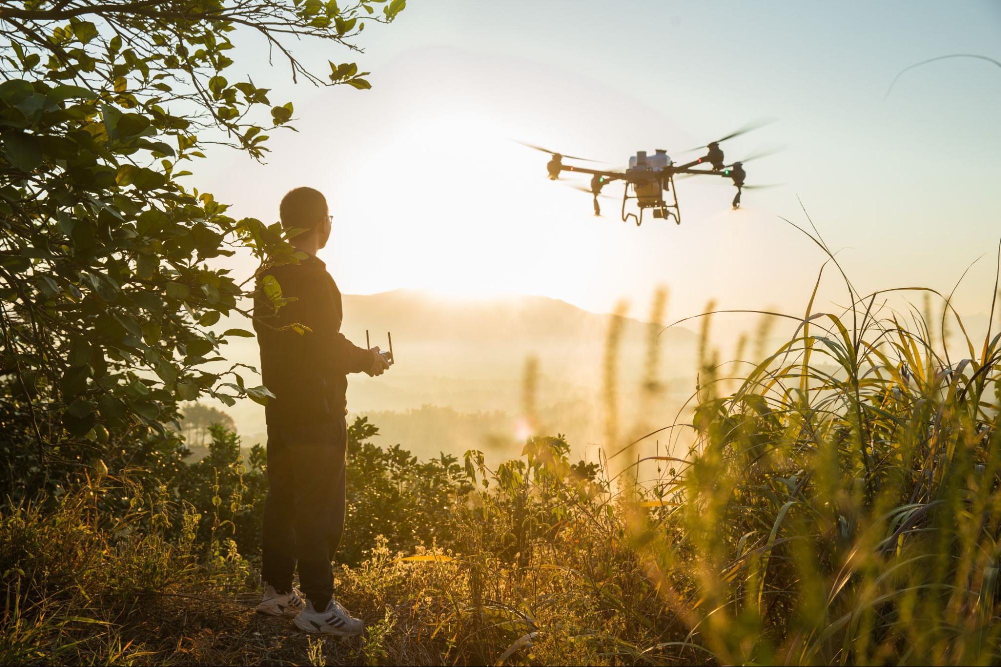 Pilotos de drone: a profissão em alta que movimenta o agronegócio e outros setores