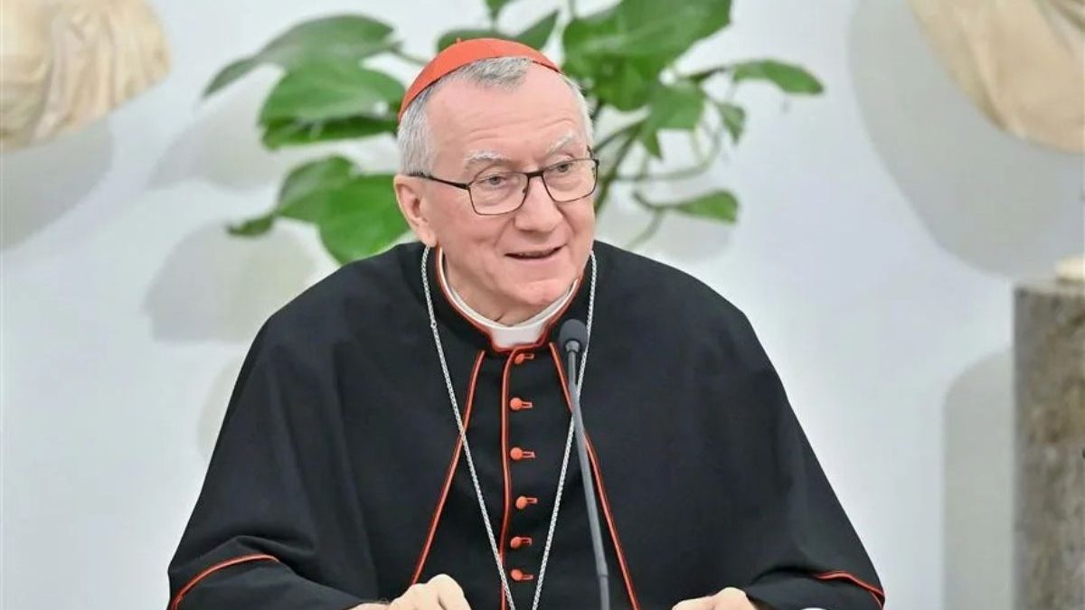 Quem é Pietro Parolin, cardeal braço direito de Francisco