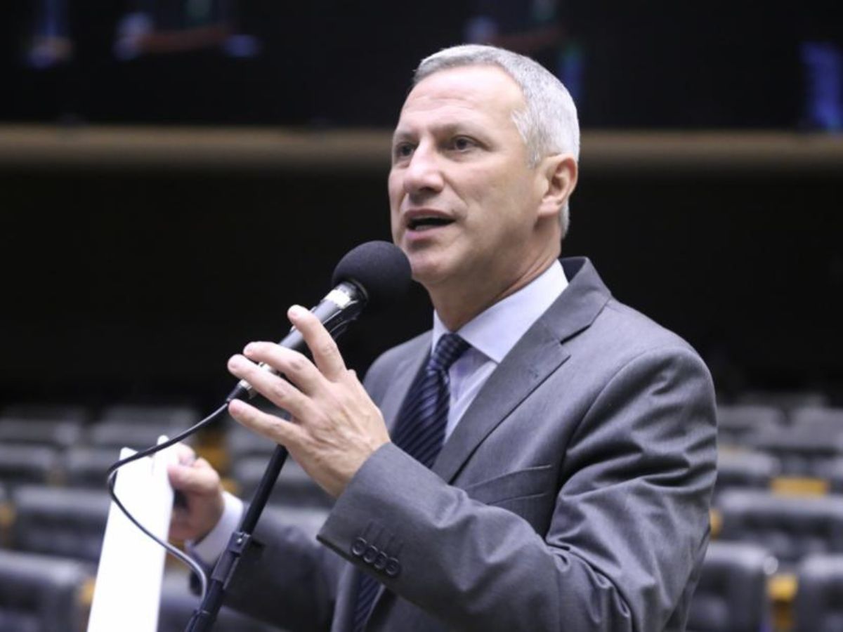 Flávio Bolsonaro em 2026 é 'irreversível' e deve unir a direita, aposta ...